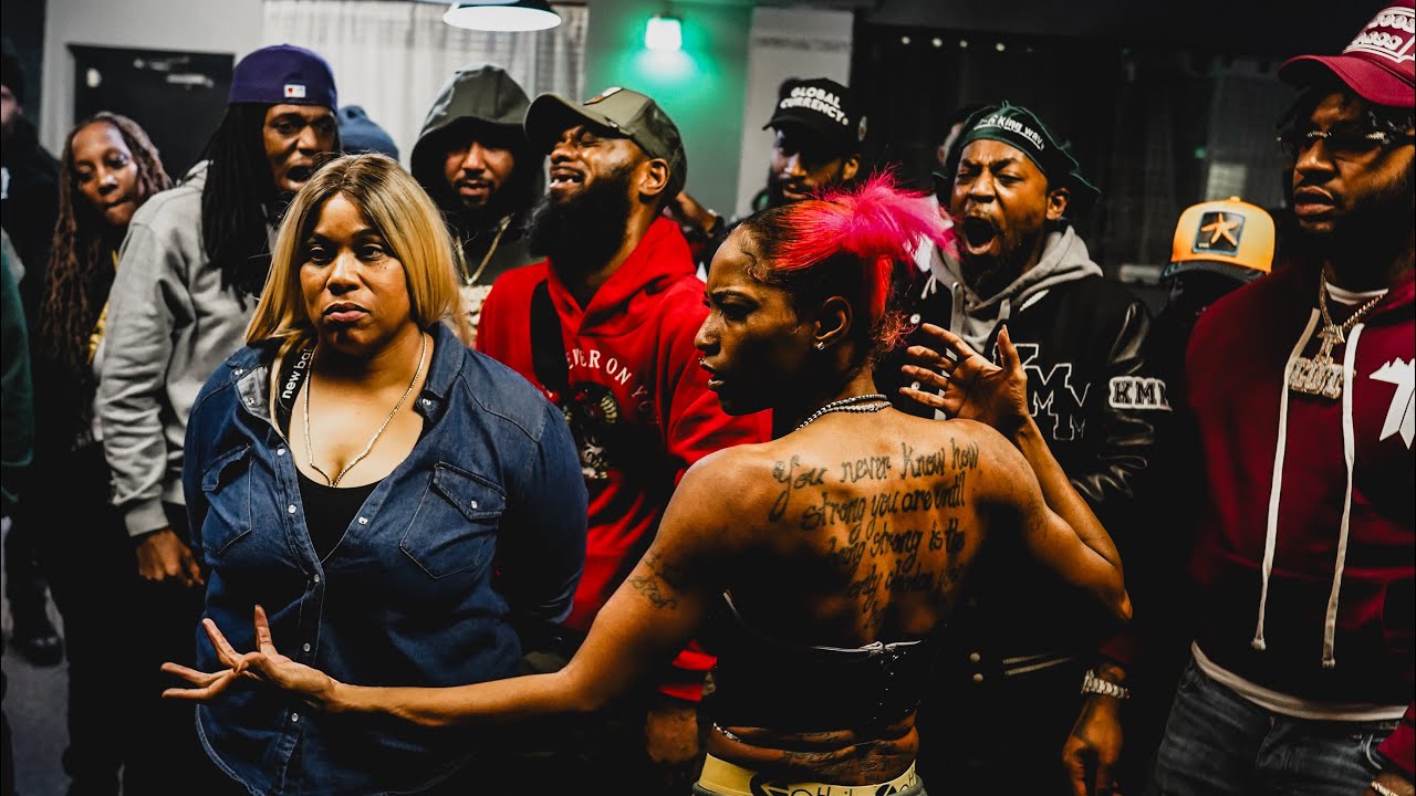 Lady Caution vs. HollyOnDemand | Gates of the Garden | VerseTracker